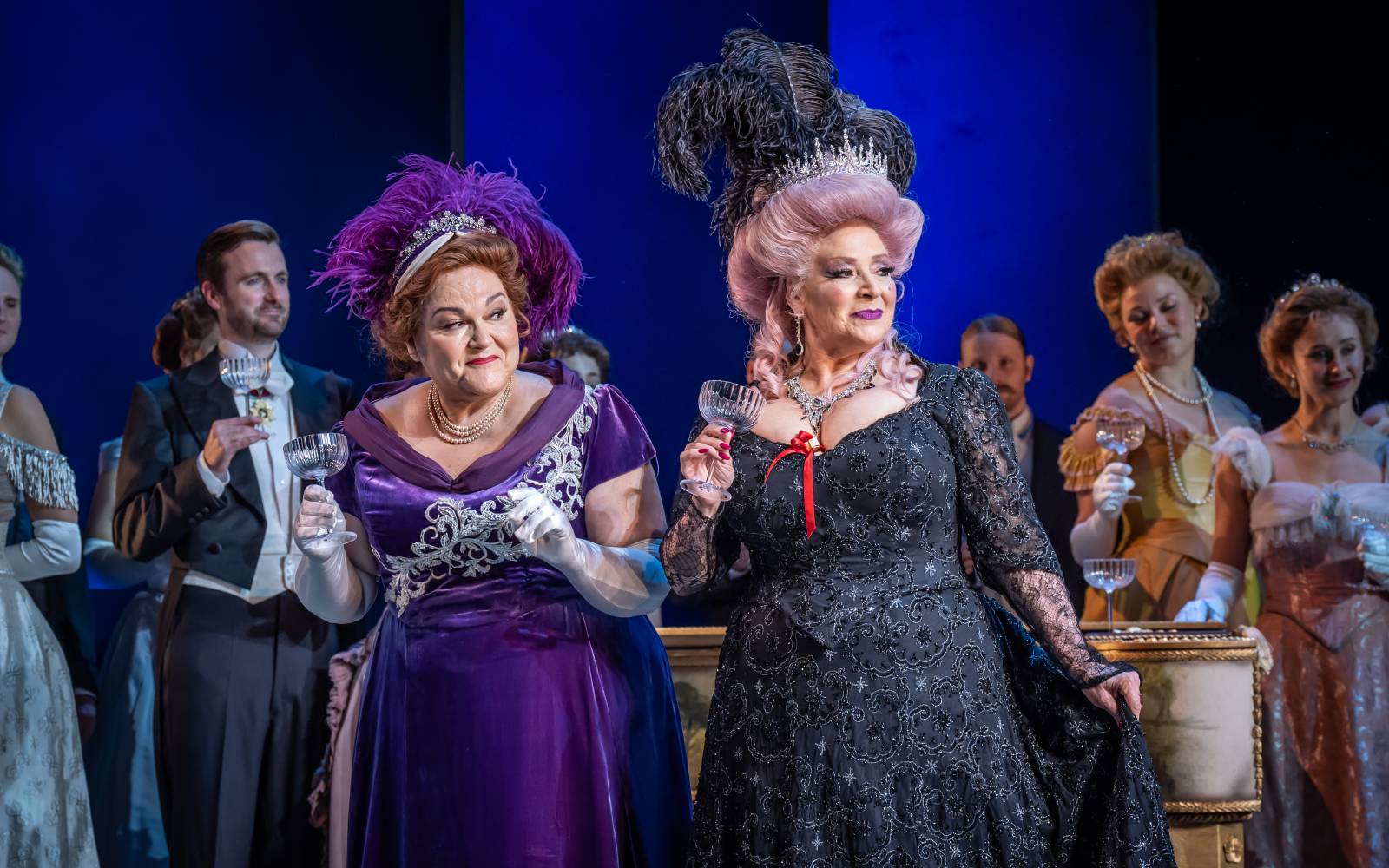 Daughter of the Regiment | Grange Park Opera