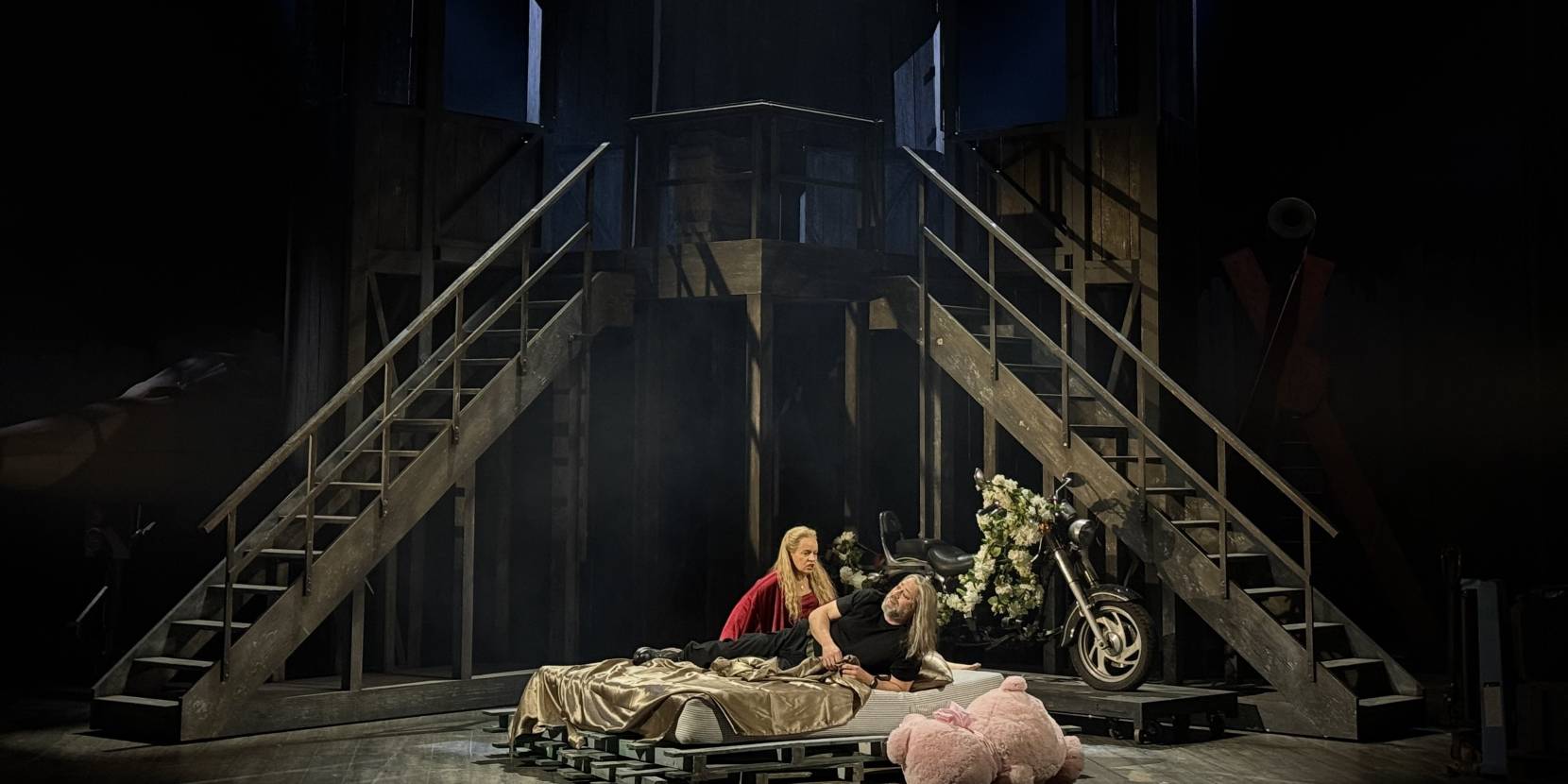 Mazeppa in rehearsal | Grange Park Opera