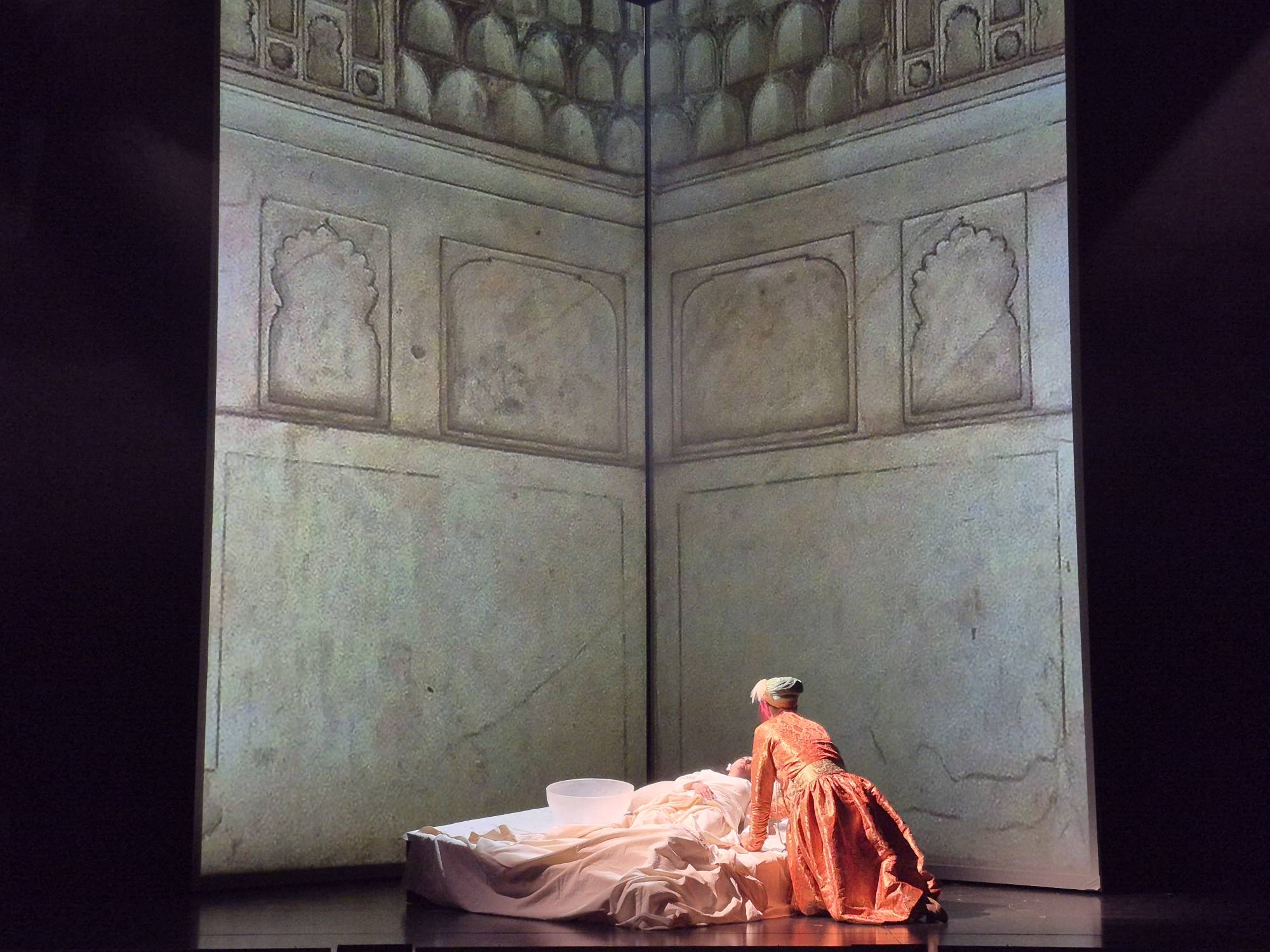 Taj Mahal rehearsal photos | Grange Park Opera